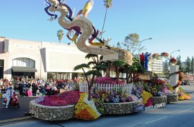 Bayer Advanced Garden of Imagination Rose Parade Float wins Director’s ...